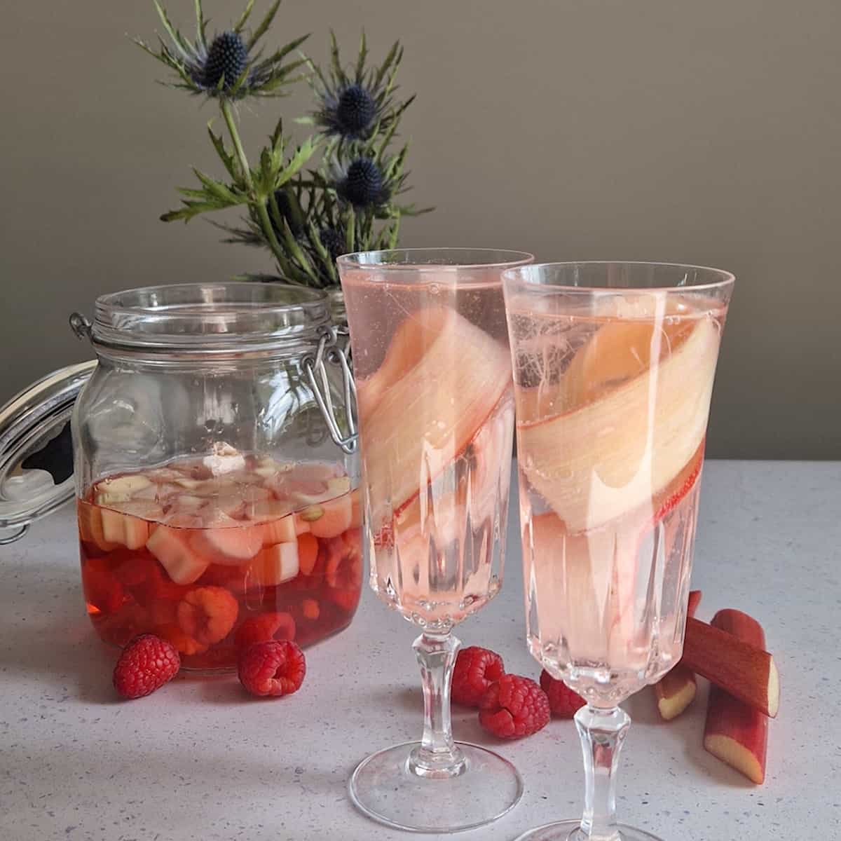 rabarber cocktail - Culi Sandra