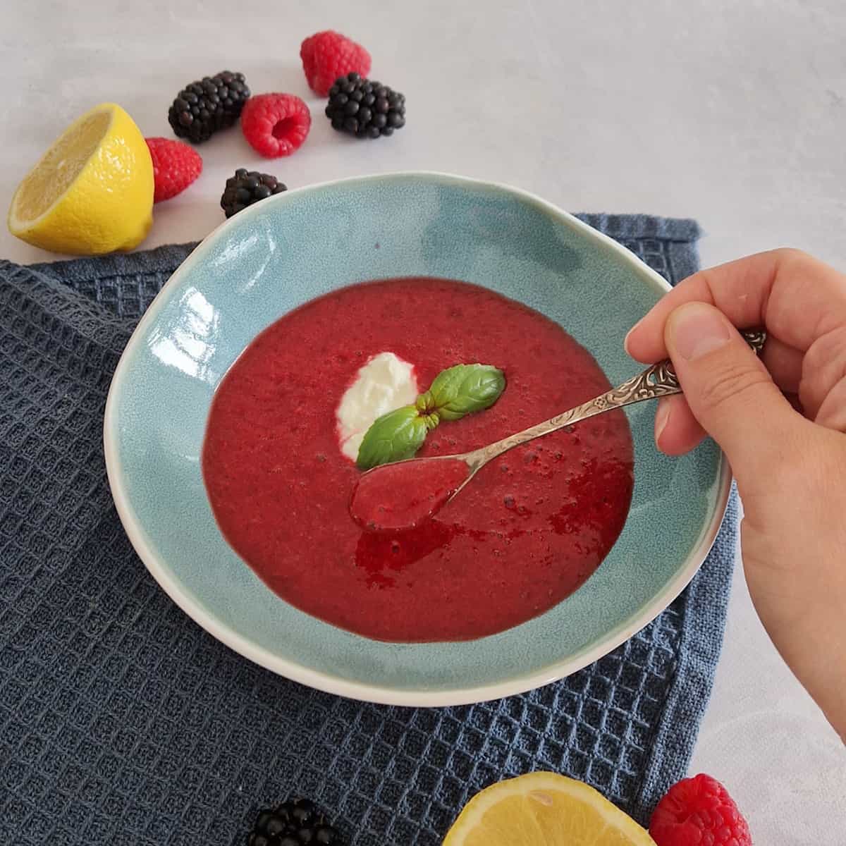 Rood fruit soep - Culi Sandra